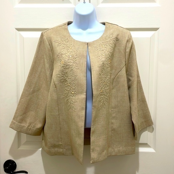 Alfred Dunner | Jackets & Coats | Alfred Dunner Natural Floral Blazer ...